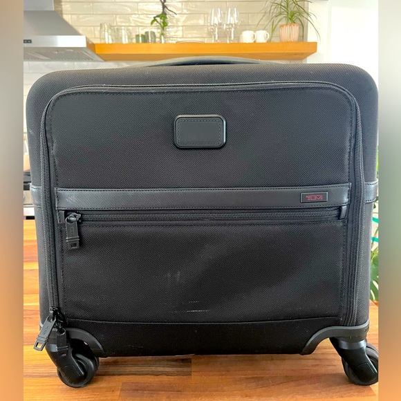 Tumi | Other | Tumi Laptop Roller Luggage Like New | Poshmark